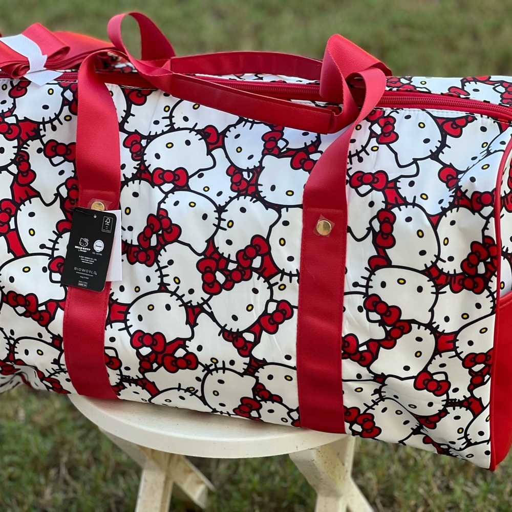 Hello Kitty Red Duffle Bag (Travel Workout Sleepover) - Gem